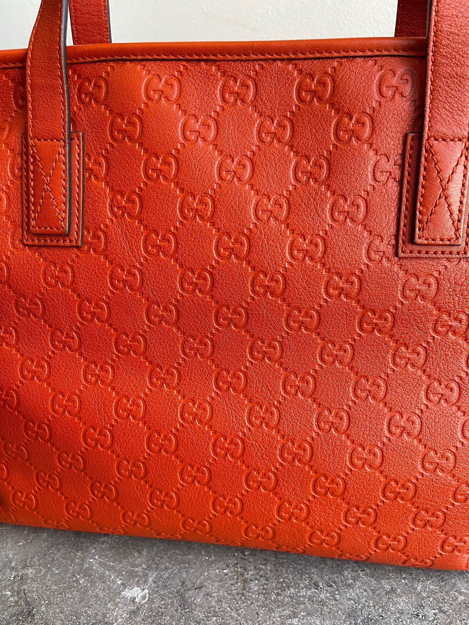 Gucci orange tote – catwalk